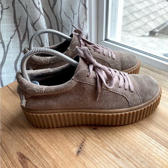 J Slides | Shoes | J Slides Shoes 75 | Poshmark